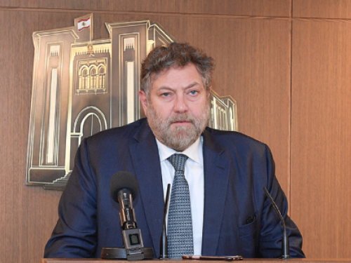 Neemat Frem - The News